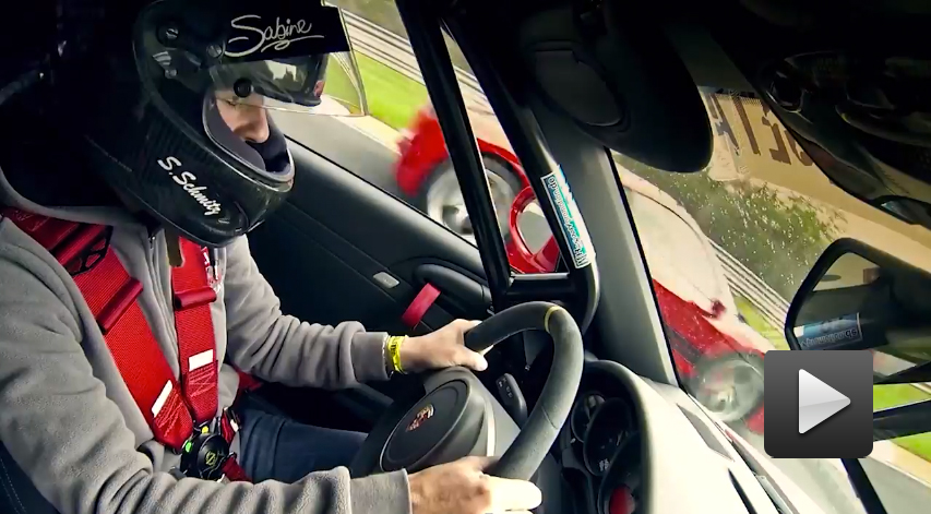 Sabine Schmitz vs Ron Simons, GT3 RS vs 458 Italia en el Nürburgring ...