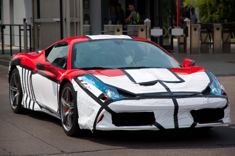 Ferrari 458 'Scuderia' rondando en Maranello |Auto-Blog